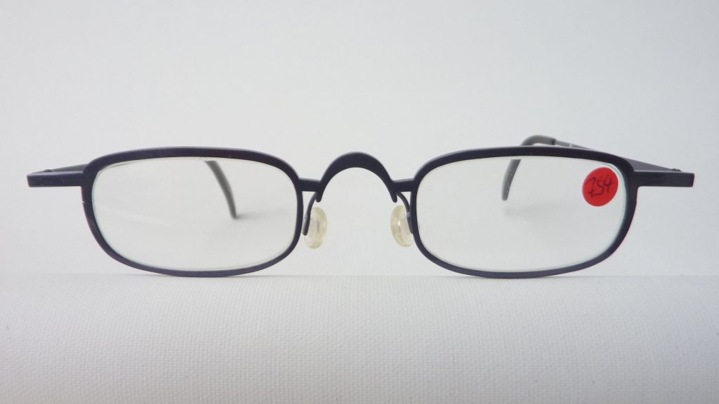 Theo Brille Alan blau ausgefallene Metallfassung kleine eckige Glasform ...