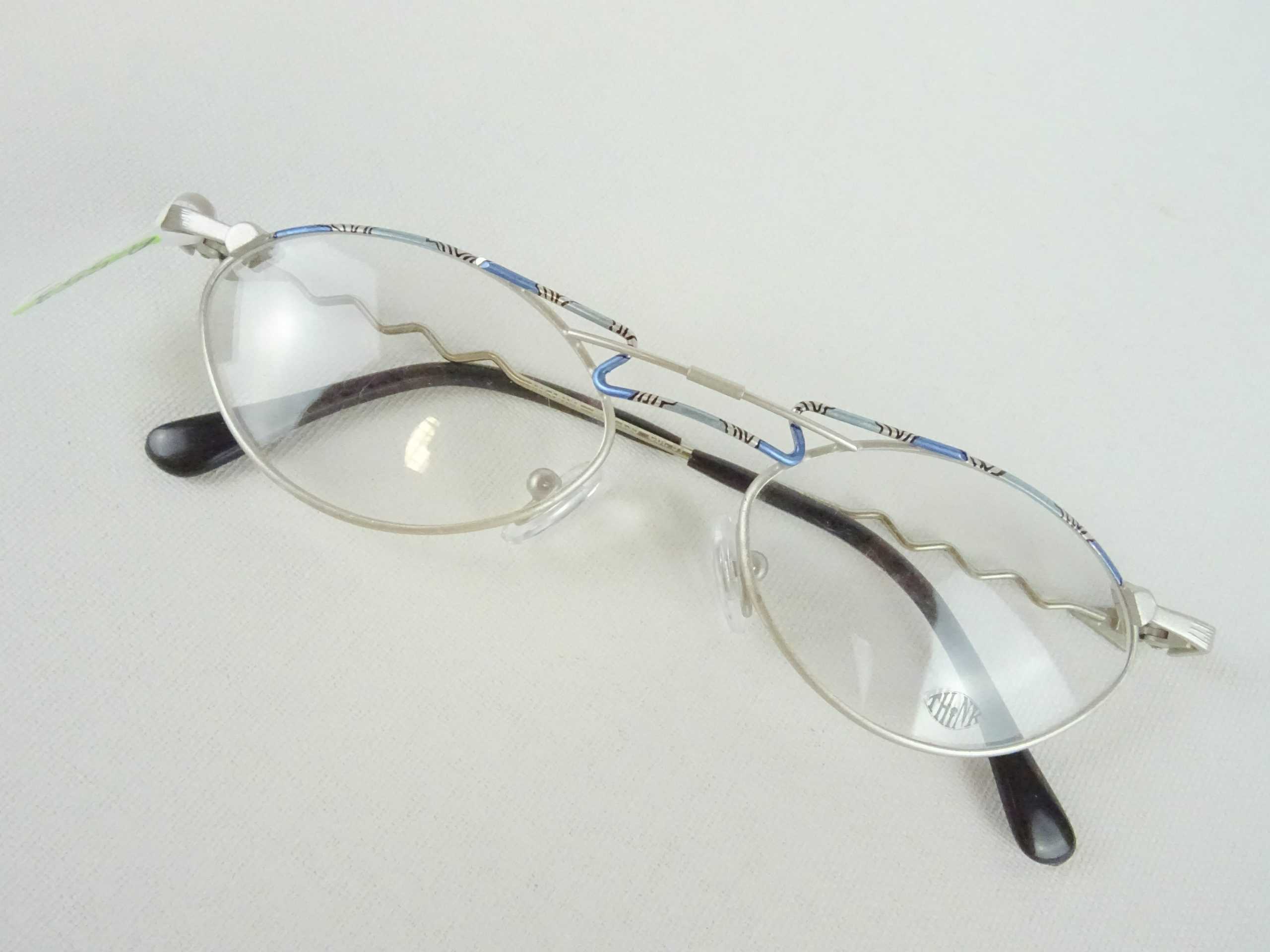 THINK silber-blaue Brille kleine Brillengestelle ausgefallene Form ...
