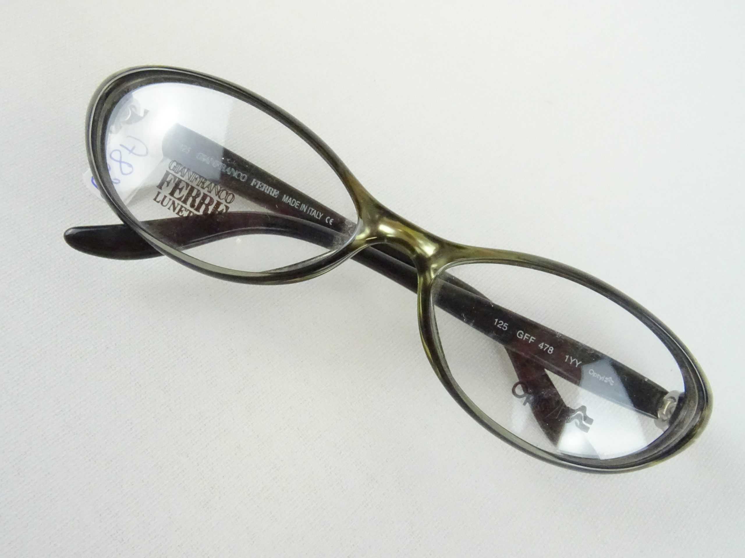 Gianfranco Ferré Designerbrillen Cateye Brillenfassungen Damen grün ...