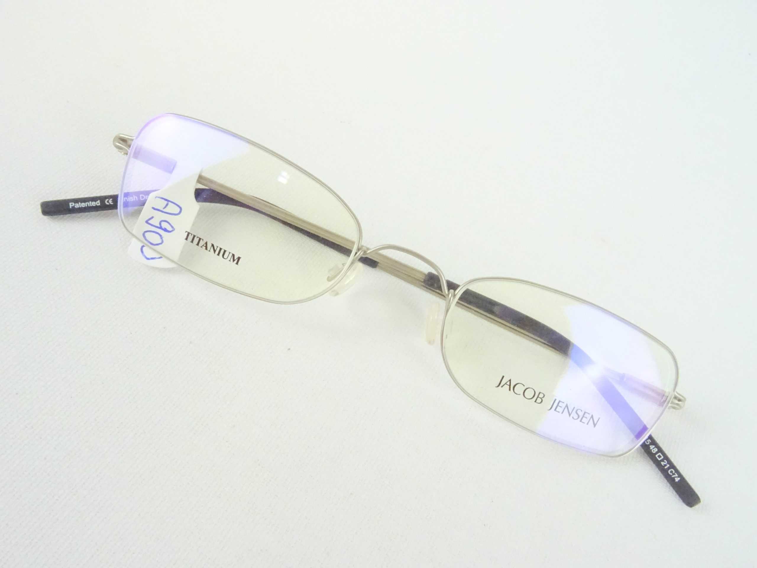 Jacob Jensen Titangestell Brille matt silberne Herrenbrille ...